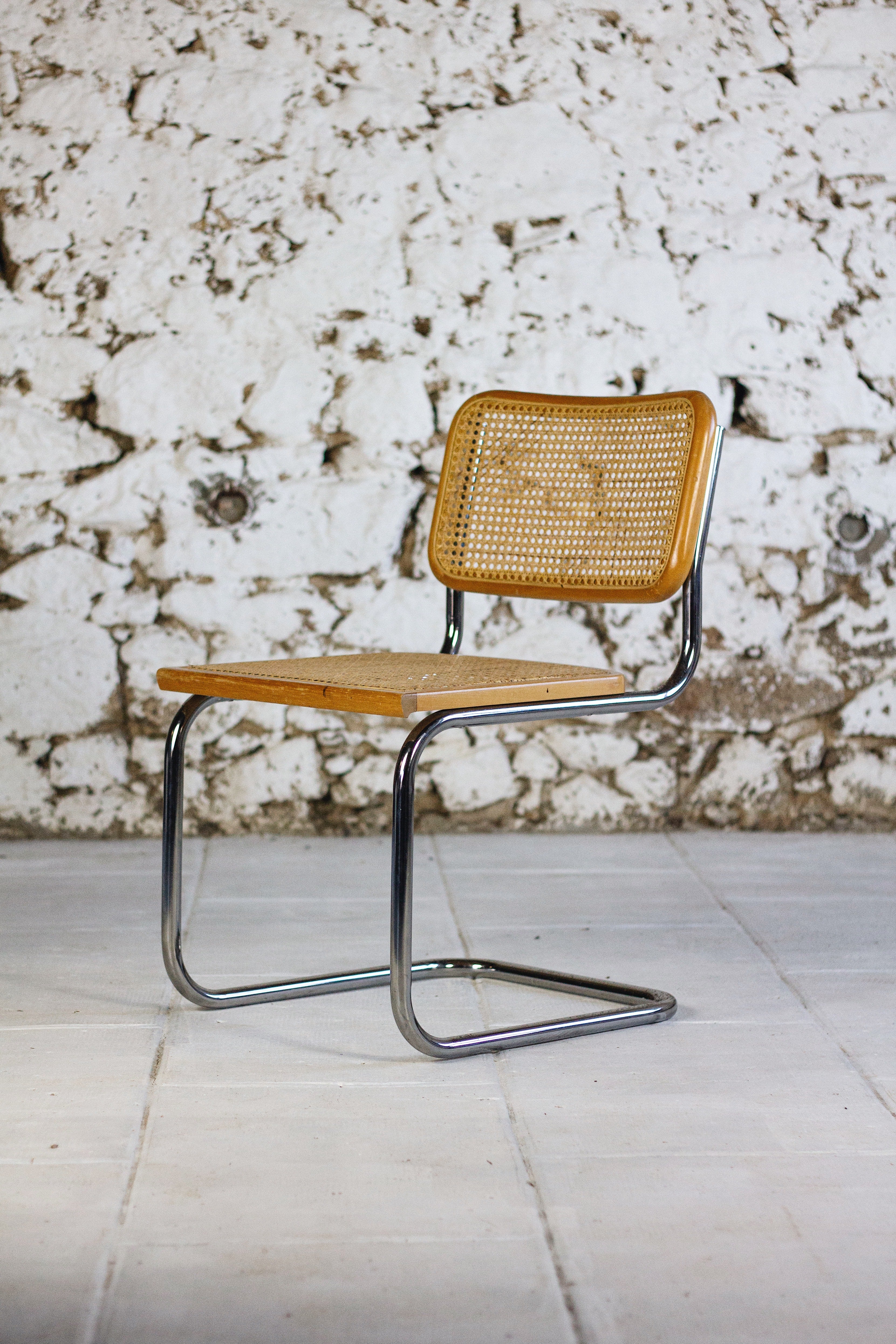 Chaise Cesca B32 par Marcel Breuer – Maison Bleue